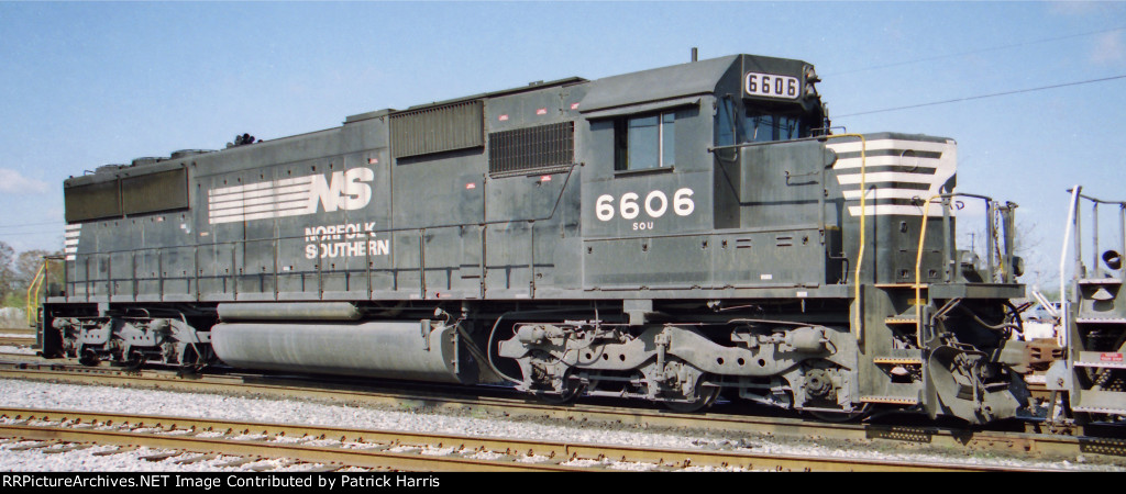 NS 6606 SD60 being wyed with UP 4238 X-MP 3238 SD40-2 in Operation REDBLOCK scheme and CSX 7037 ...